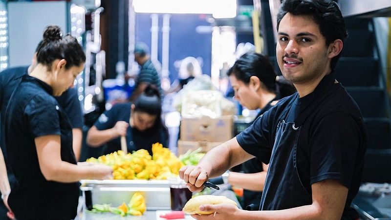 Mexico Expands Workforce and Adopts 40-Hour Workweek Reform - Drive ...